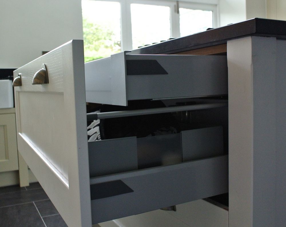 Burbidge Kew with Pewter Handles in Wevet | Busby